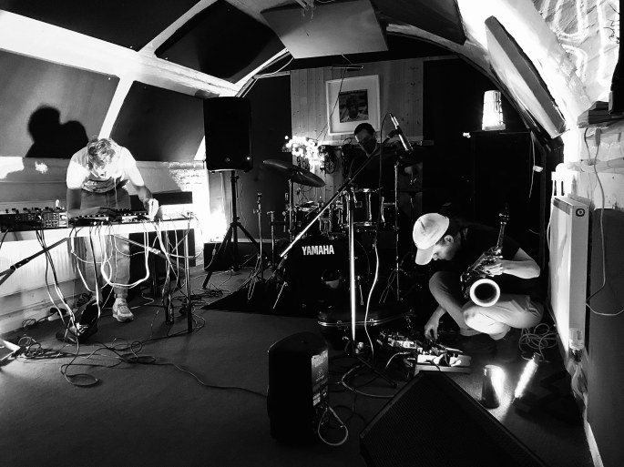 Deemer – DEE BYRNE